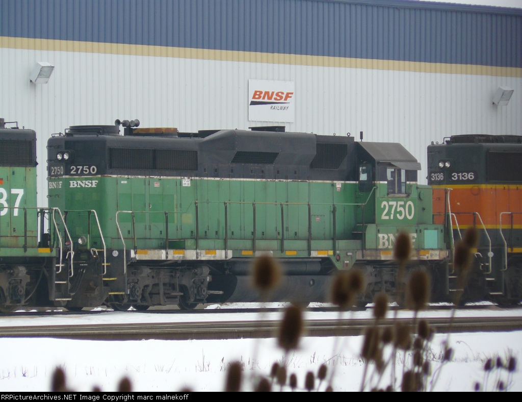 BNSF 2750